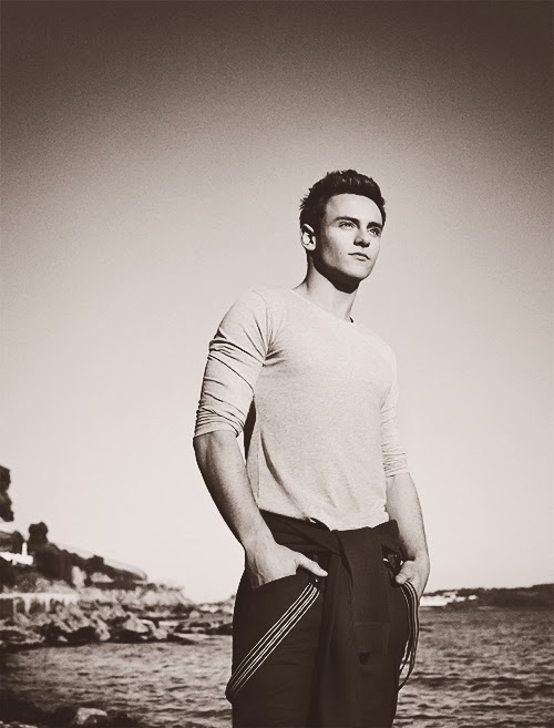 go see GEO ...: Saturday Spammin': 2014 Tom Daley Calendar